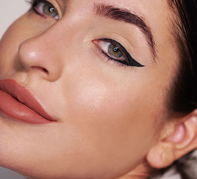 Die besten Eyeliner-Techniken | ANNEMARIE BÖRLIND